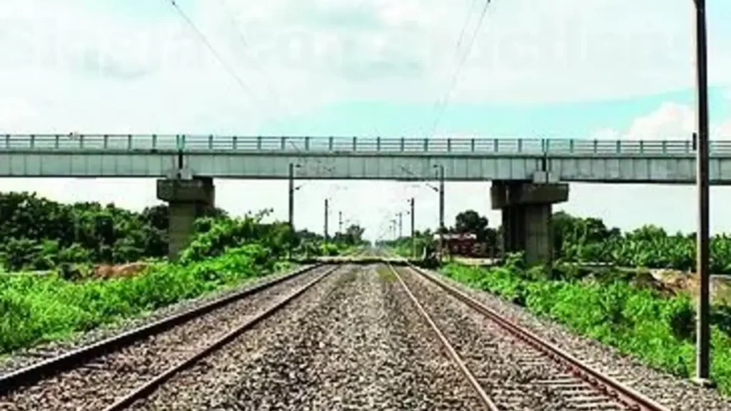 बिहार में 223 रेलवे फाटकों पर बनेगी रोड ओवर ब्रिज, रेल मंत्रालय ने ...